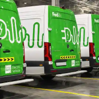 FedEx Deploys 14 Mercedes-Benz Electric Vans In UAE | P&E News