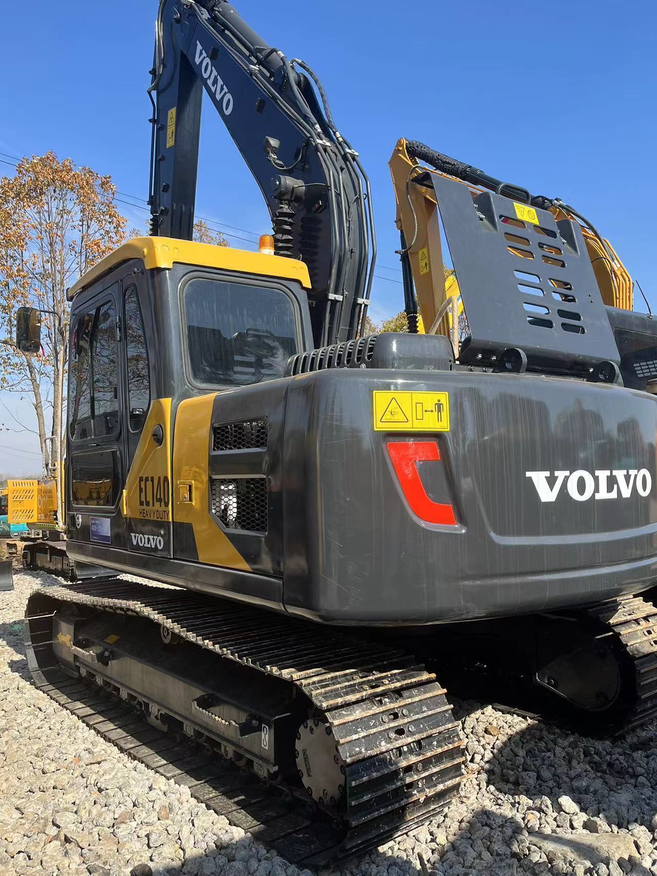2022 Volvo EC140DL (1012346) | P&E
