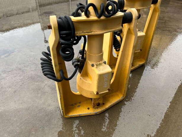 2015 Trimble EM400 (1061883) | P&E