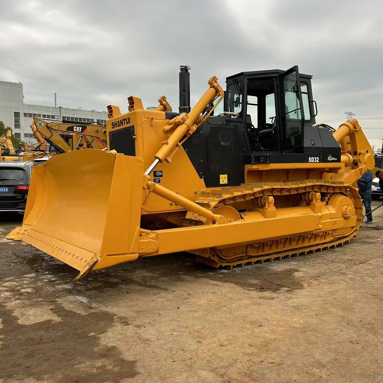 2024 Shantui SD32 New Crawler Dozer for sale | P&E